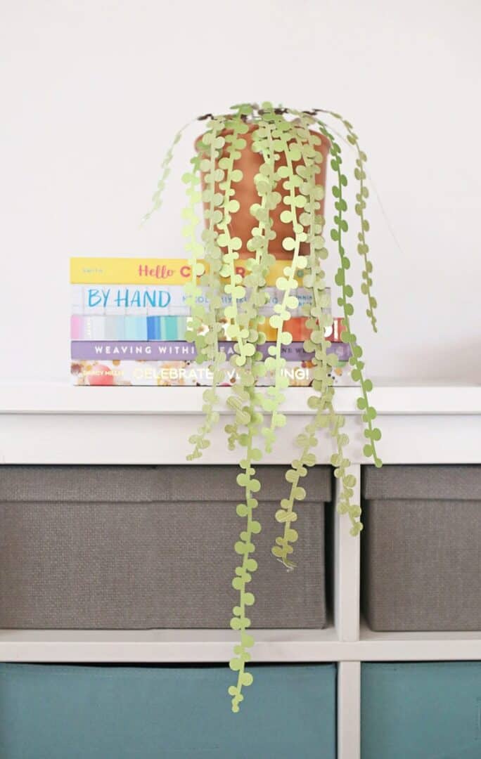 DIY fake plants: 30 fun and with unexpected ideas