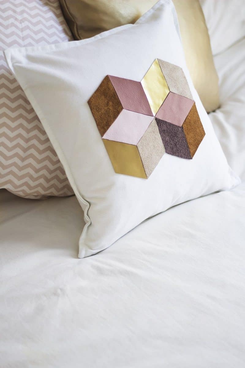 50 DIY pillows to jazz up your decor