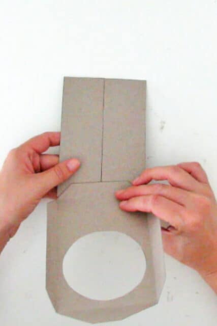 DIY picture frames with paper
