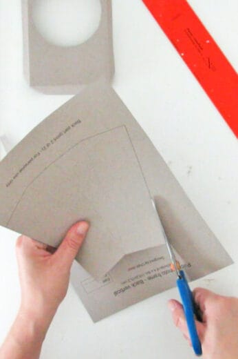 DIY picture frames with paper