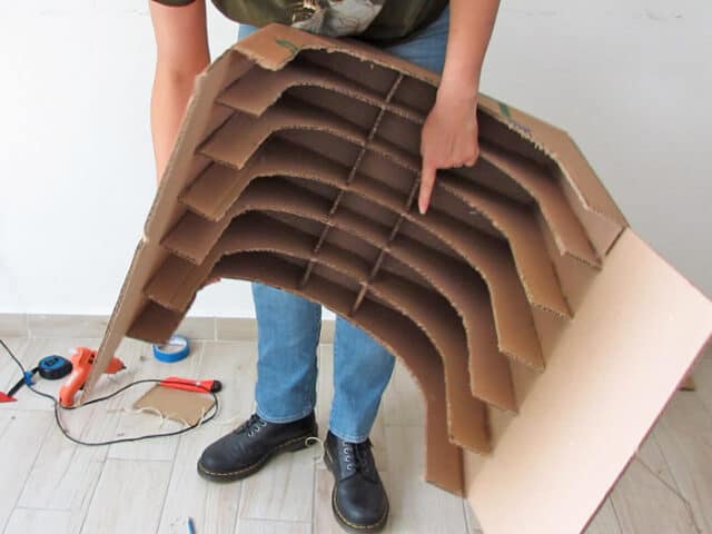 How to make DIY Cardboard table