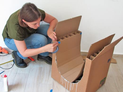 How to make DIY Cardboard table