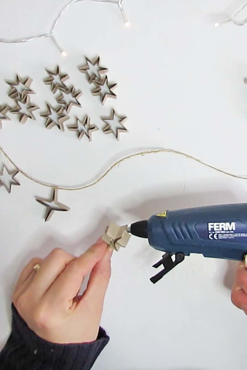 Easy to make Star Garland DIY