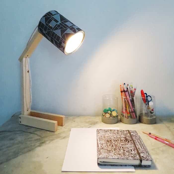 How To Make A DIY Desk Lamp With A Can