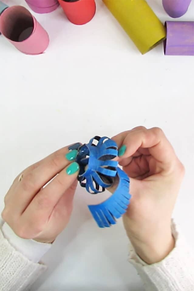 Easy to make Toilet Paper Roll Flowers