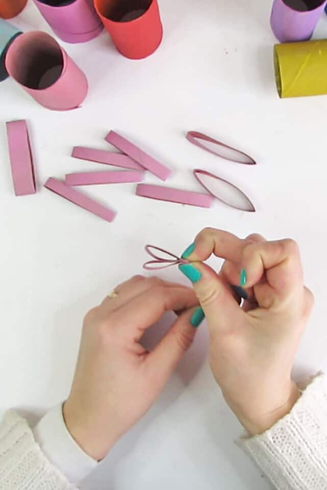 Easy to make Toilet Paper Roll Flowers