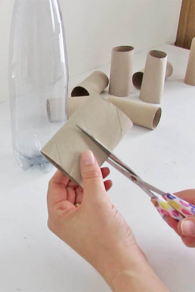 From Trash to Treasure: How to Make a Flower Vase Using Recyclable ...