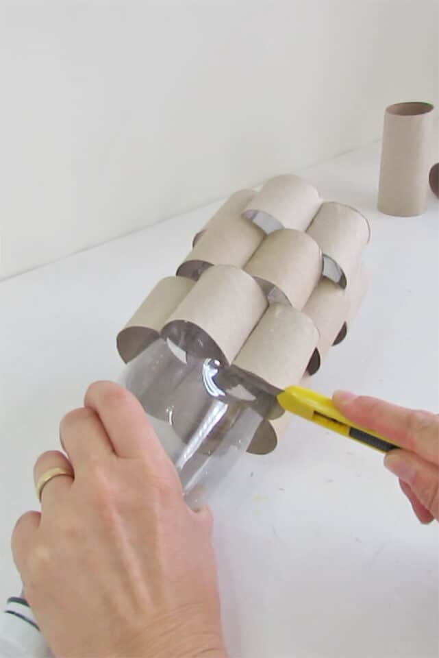 From Trash to Treasure: How to Make a Flower Vase Using Recyclable ...