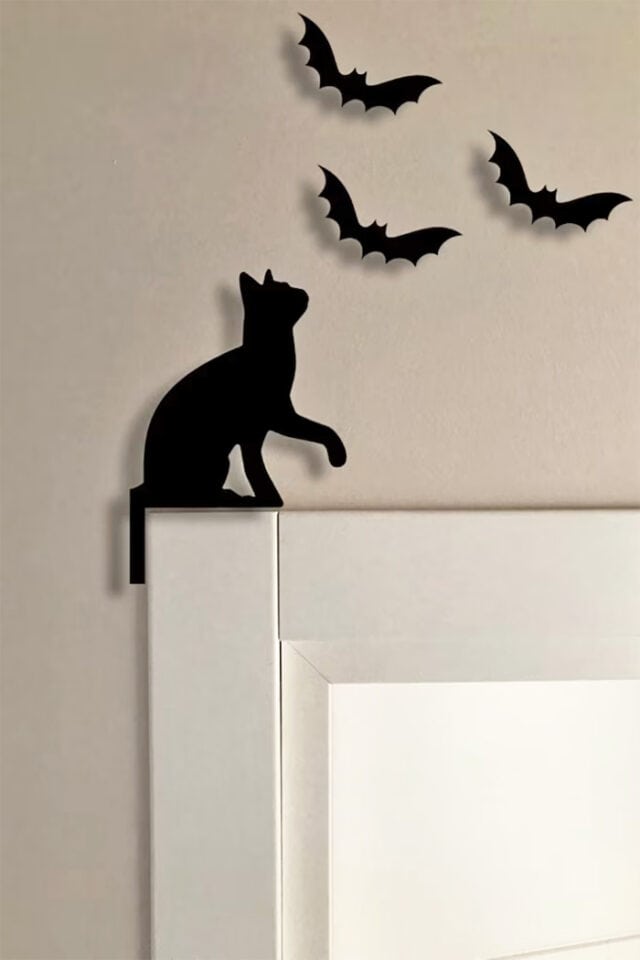 27 Spooky and Cute Halloween Decor Ideas for Your Home