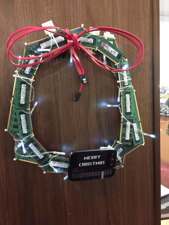 23 Hilarious Office Christmas Door Decorating Contest Ideas That Will ...