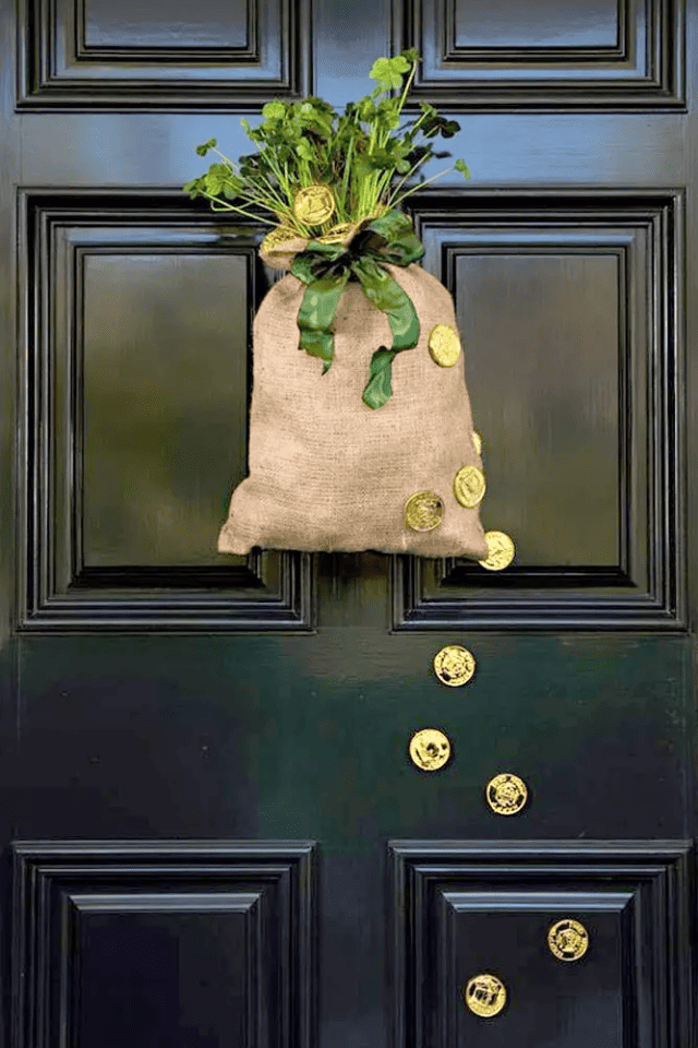 St. Patrick's Day Door Decorating Ideas that Will Blow Your Mind