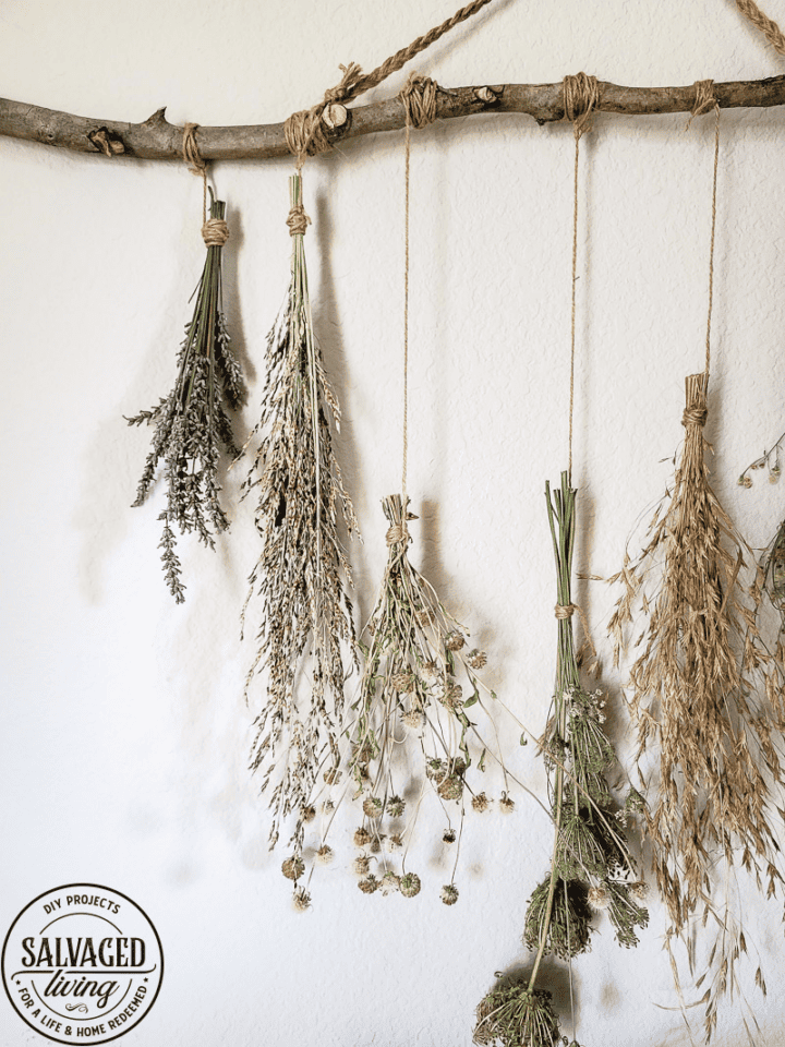40 Creative Ideas to Use Dried Flowers in Your Home Decor