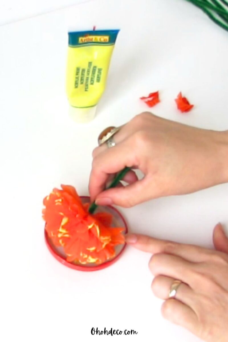 How to Create Realistic Tissue Paper Marigolds