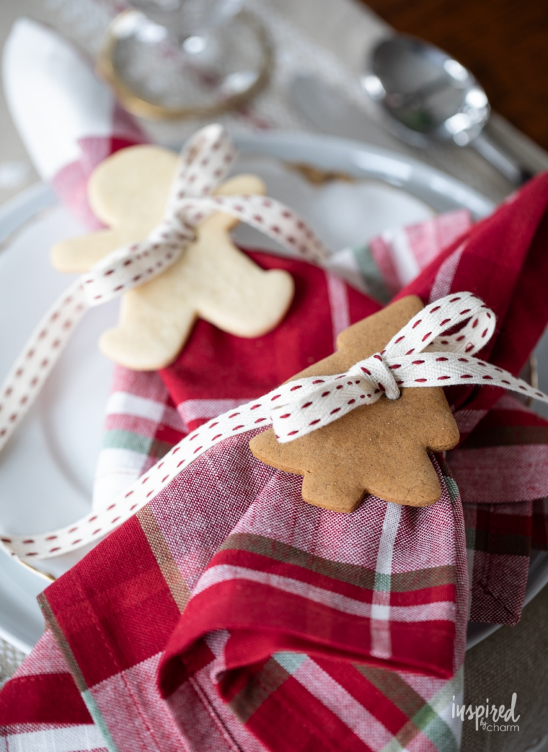 25 Budget-Friendly DIY Christmas Napkin Rings