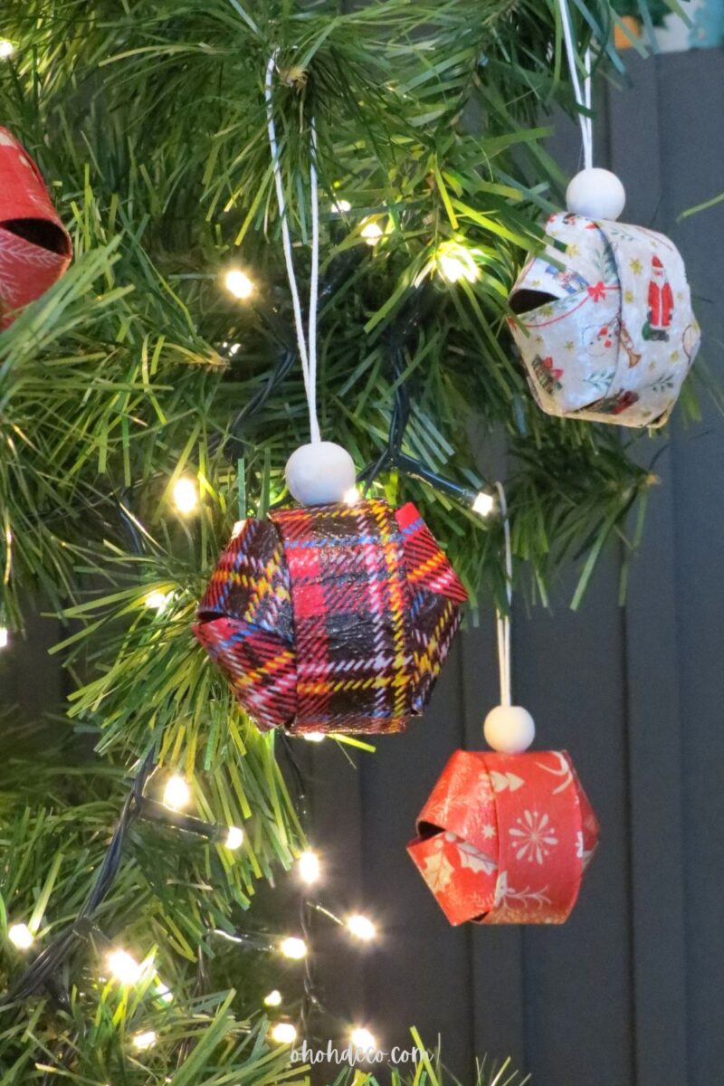 Easy Old-Fashioned Christmas Decorations to make with Family