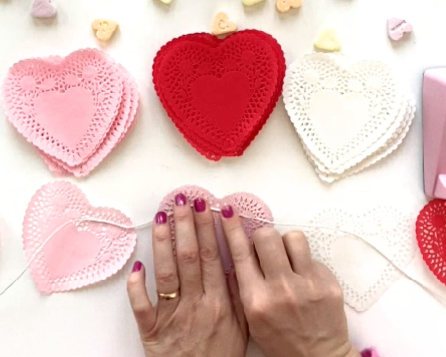 5 Easy Heart Crafts You Can Make in 5 Minutes with Paper Doilies