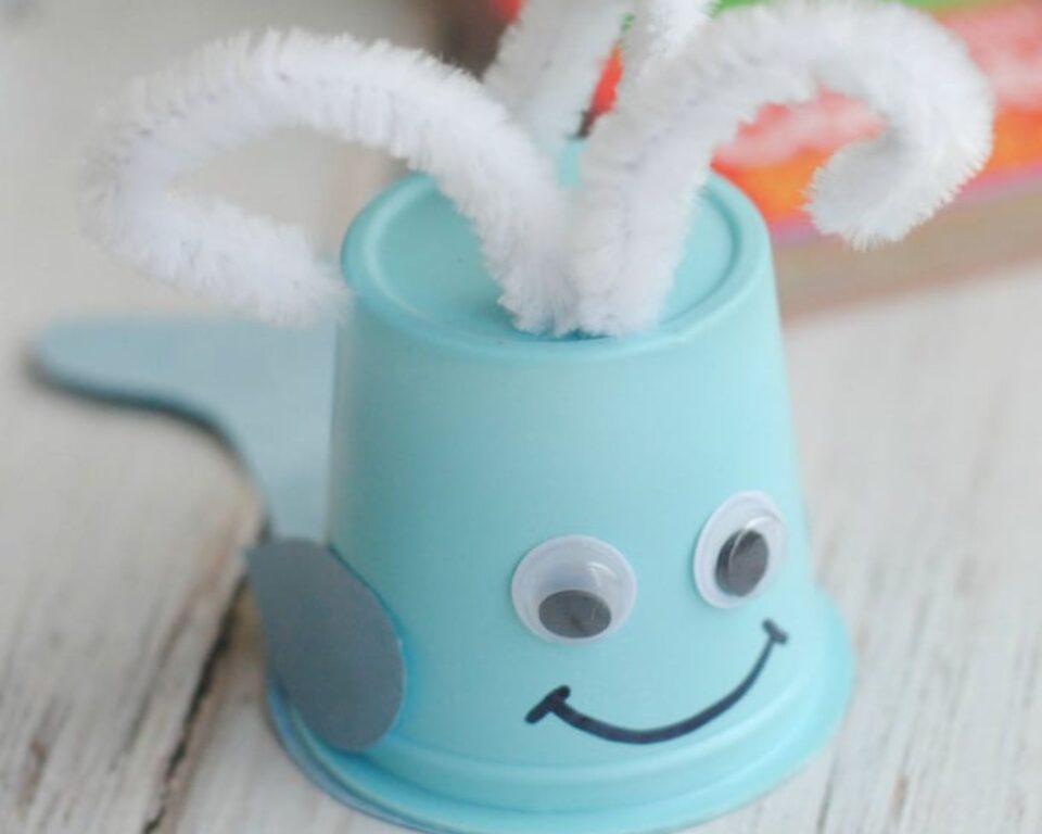 Plastic Cup Crafts: 50 Ideas for Kids and Adults